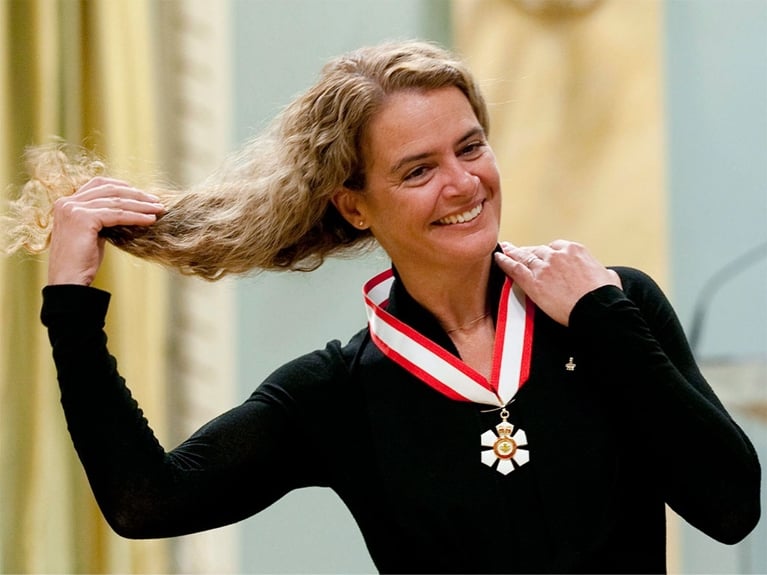 Julie Payette: 5 raisons d’aimer la nouvelle gouverneure générale - Châtelaine