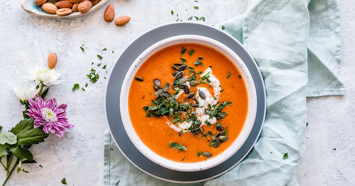 Potage aux poivrons rouges rôtis - Châtelaine